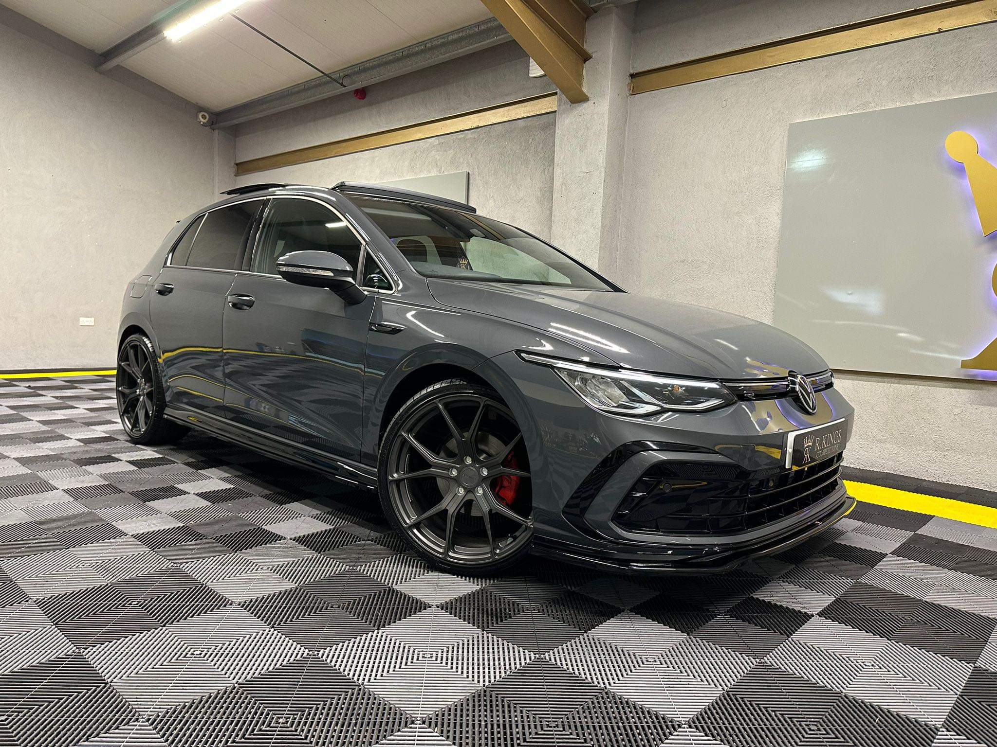 £24,000 OR 2021 Volkswagen Golf 8 R-Line DSG - Competitions - R Kings ...