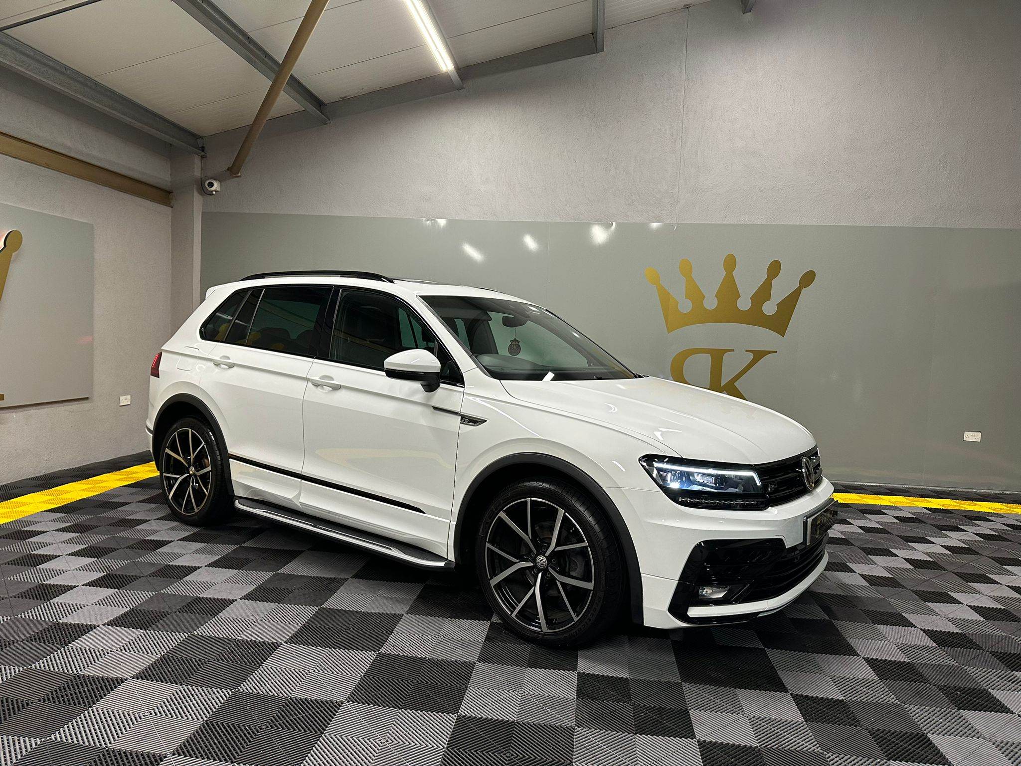 £20,000 OR 2018 Volkswagen Tiguan R-Line DSG 4Motion - Competitions - R ...